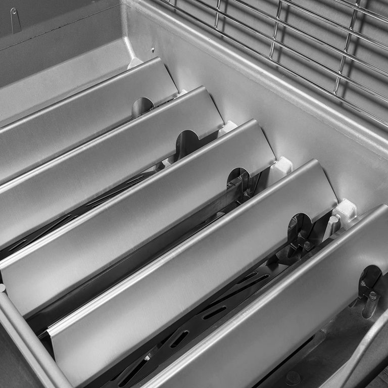 Weber Spirit vs Genesis: How do Both Lineups Compare? - University Grill